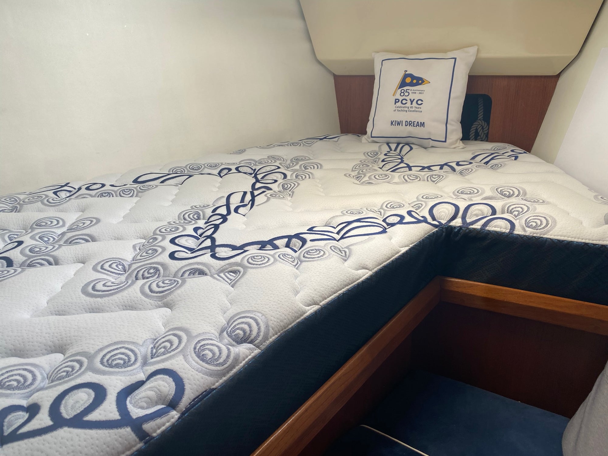 Canada's leading supplier of custom boat bedding and mattresses – Sea ...